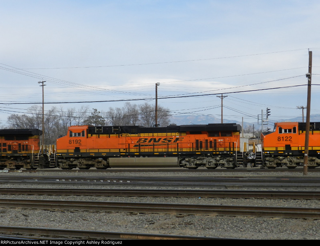 BNSF 8192